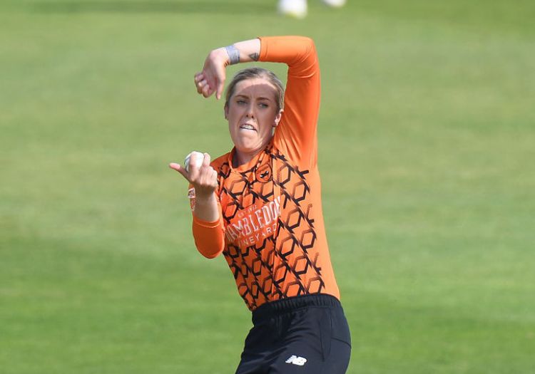 Georgia Adams steers Southern Vipers to victory over Thunder | The ...