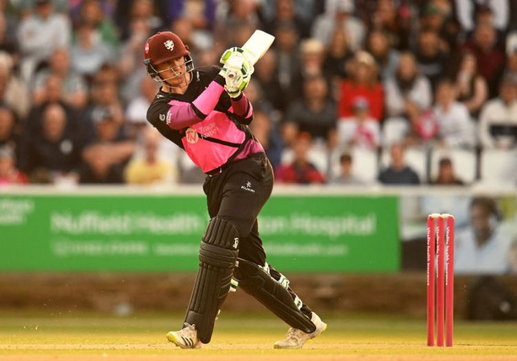 Tom Banton runs hot as Somerset maintain winning start | The Cricketer