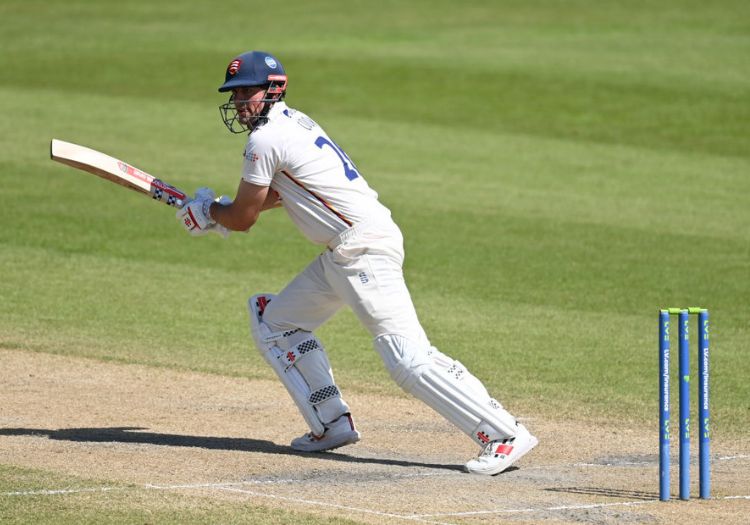 Sir Alastair Cook misses out on first Trent Bridge ton by one run as ...