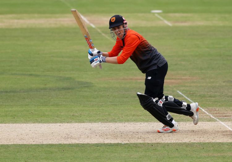Georgia Adams leads from the front to send Southern Vipers to win over ...