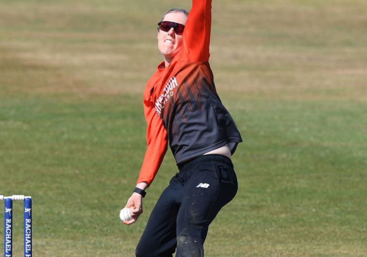 Georgia Adams leads from the front to send Southern Vipers to win over ...