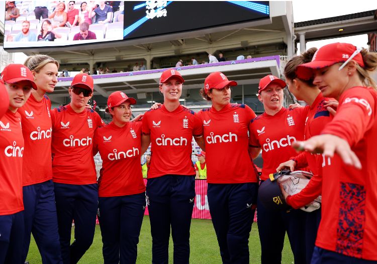 England Women set to tweak central contract structure | The Cricketer