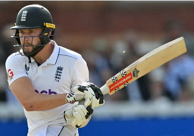 Gus Atkinson shows off second skill as England lower order shines | The ...