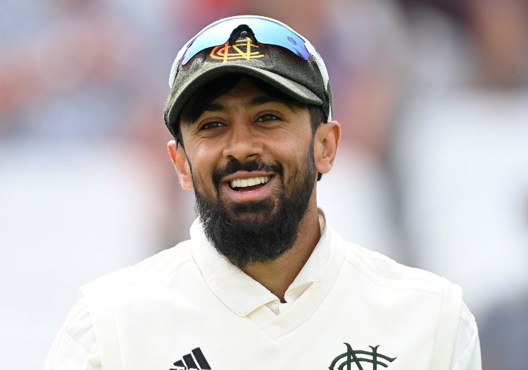 County Championship Division One roundup: Surrey closing on victory ...