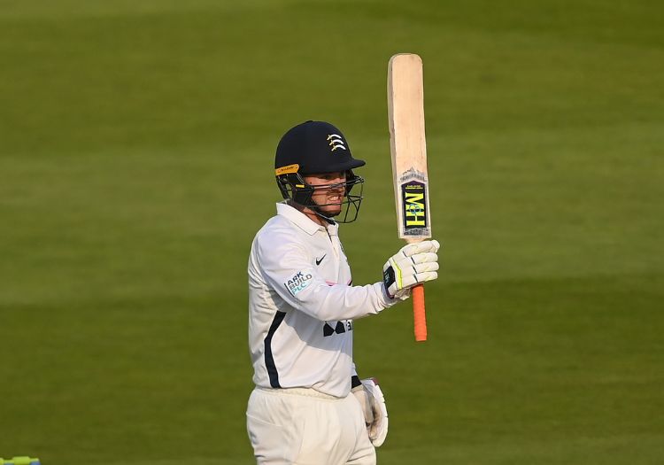Ryan Higgins century acts as reminder to Middlesex of self-inflicted ...