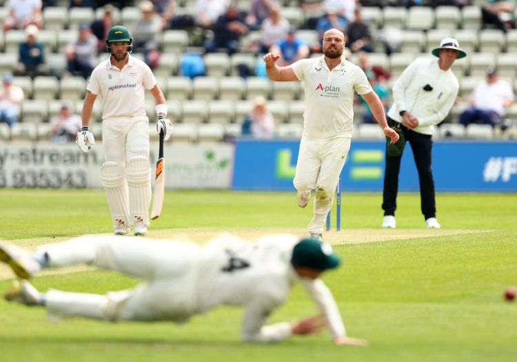 County Championship Division Two roundup | The Cricketer