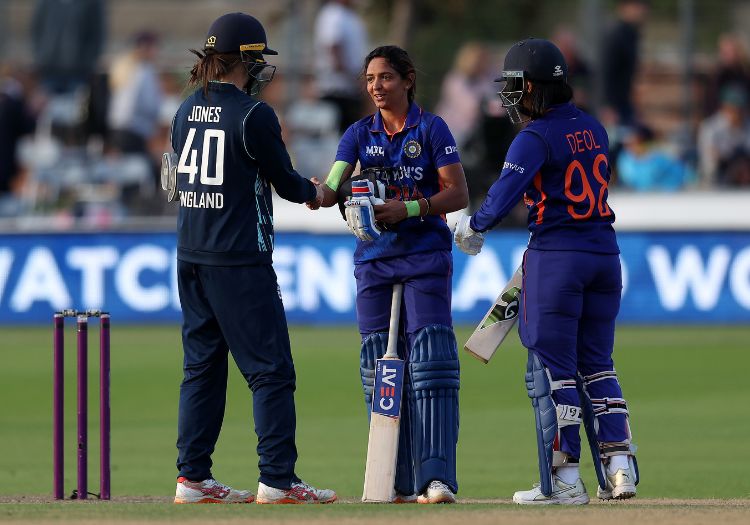 Amy Jones interview: England Women committed to new brand of cricket ...