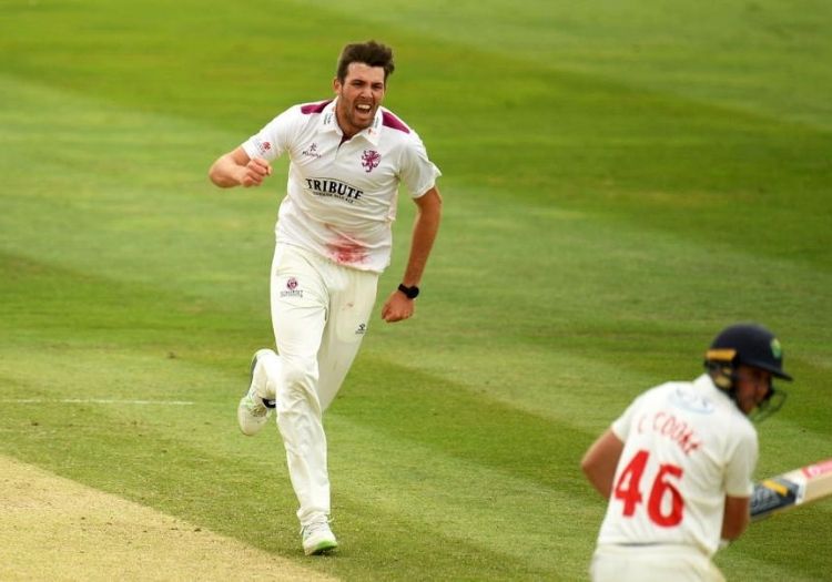 Departing Jamie Overton gives Somerset convincing victory over ...