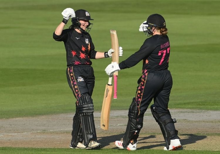 Marie Kelly interview: Ambidextrous allrounder liberated by Lightning ...