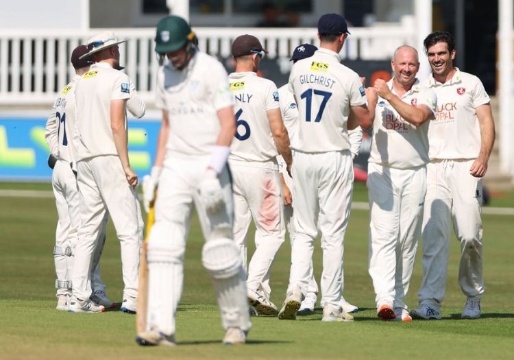 Kentv Worcestershire, County Championship 2021 - result, report, score ...