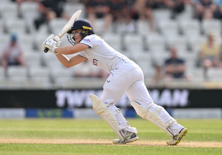 Maia Bouchier and Kirstie Gordon called up to Test squad after Emma ...