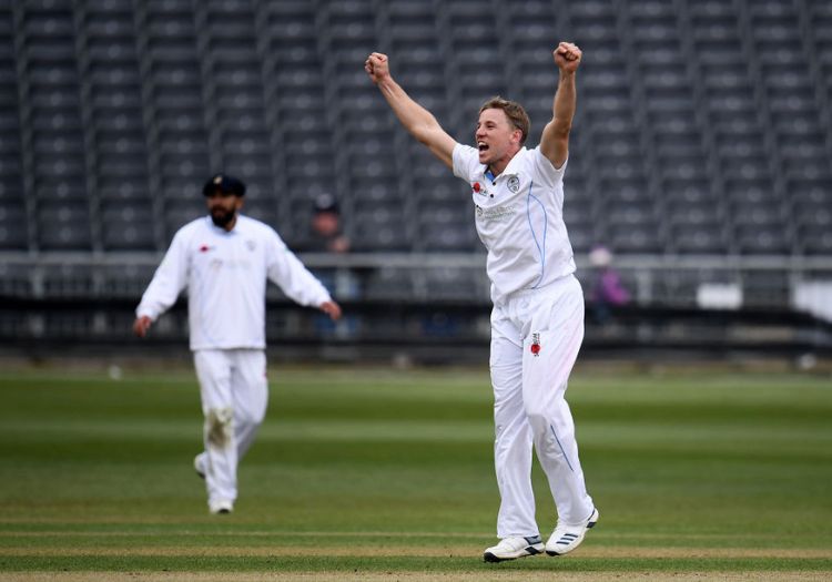 Worcestershire sign Logan van Beek on short-term contract | The Cricketer