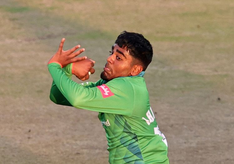 English cricket and the doosra: Alex Loudon and Shaftab Khalid on mystery spin | The Cricketer