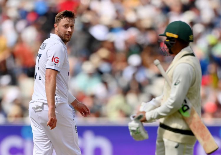 England won't ask Ollie Robinson to rein himself in after sledging ...