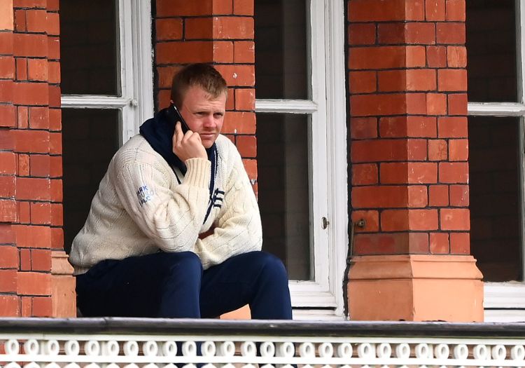 Peter Handscomb: There needs to be conversations about Sam Robson ...