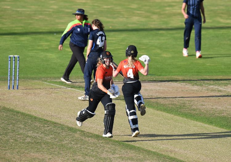 Heyhoe Flint Trophy final: Lauren Winfield-Hill's form and Southern ...