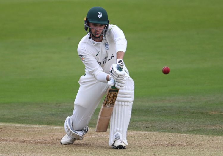 Worcestershire complete exceptional comeback against Leicestershire ...