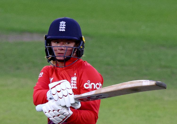 Danni Wyatt renews love of India with vintage display in 150th T20I ...
